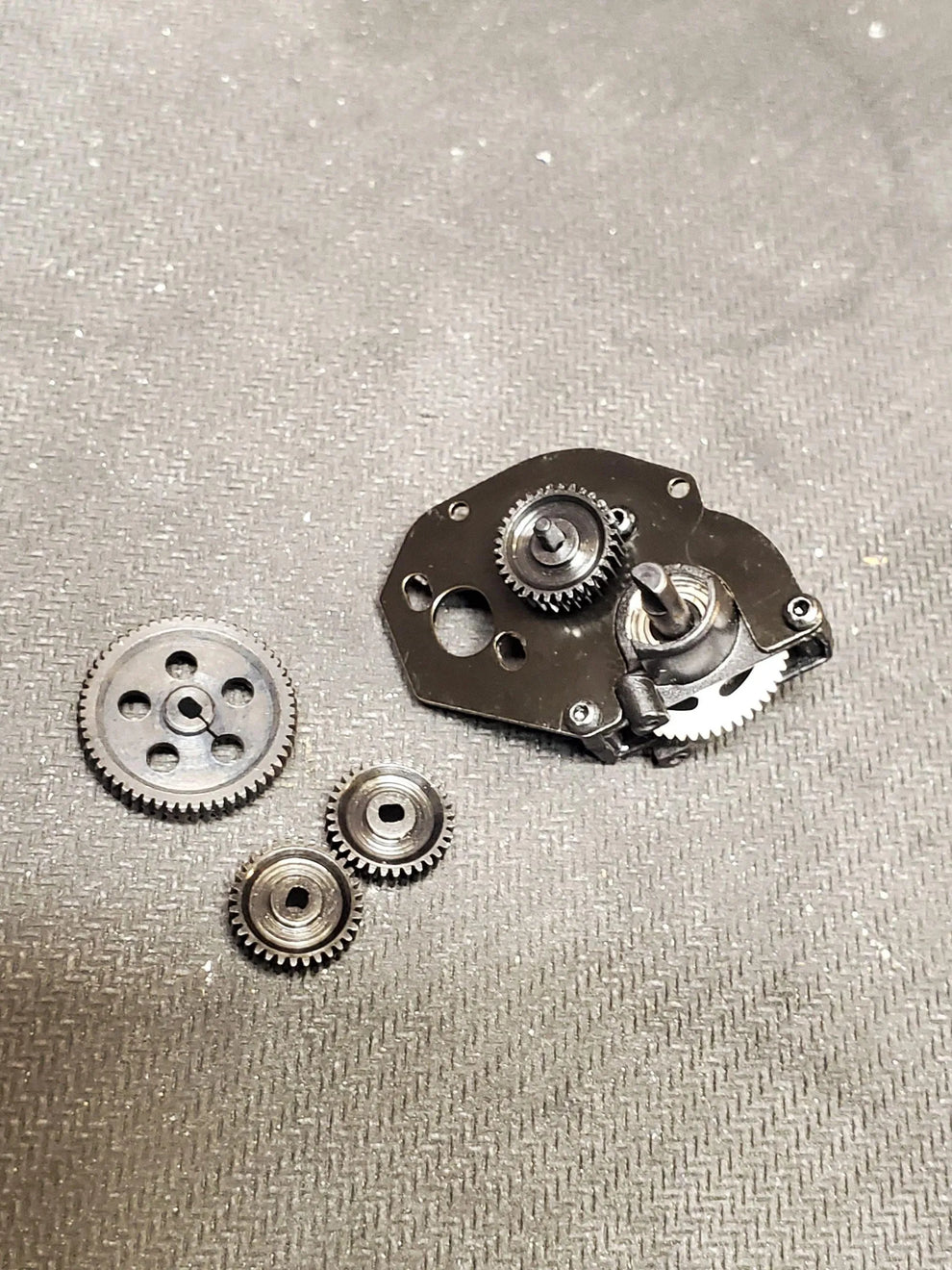 Mofo RC | Hardened Steel Mod.3 Spur Gear (Axial® SCX24™) - Stock – Mofo Rc